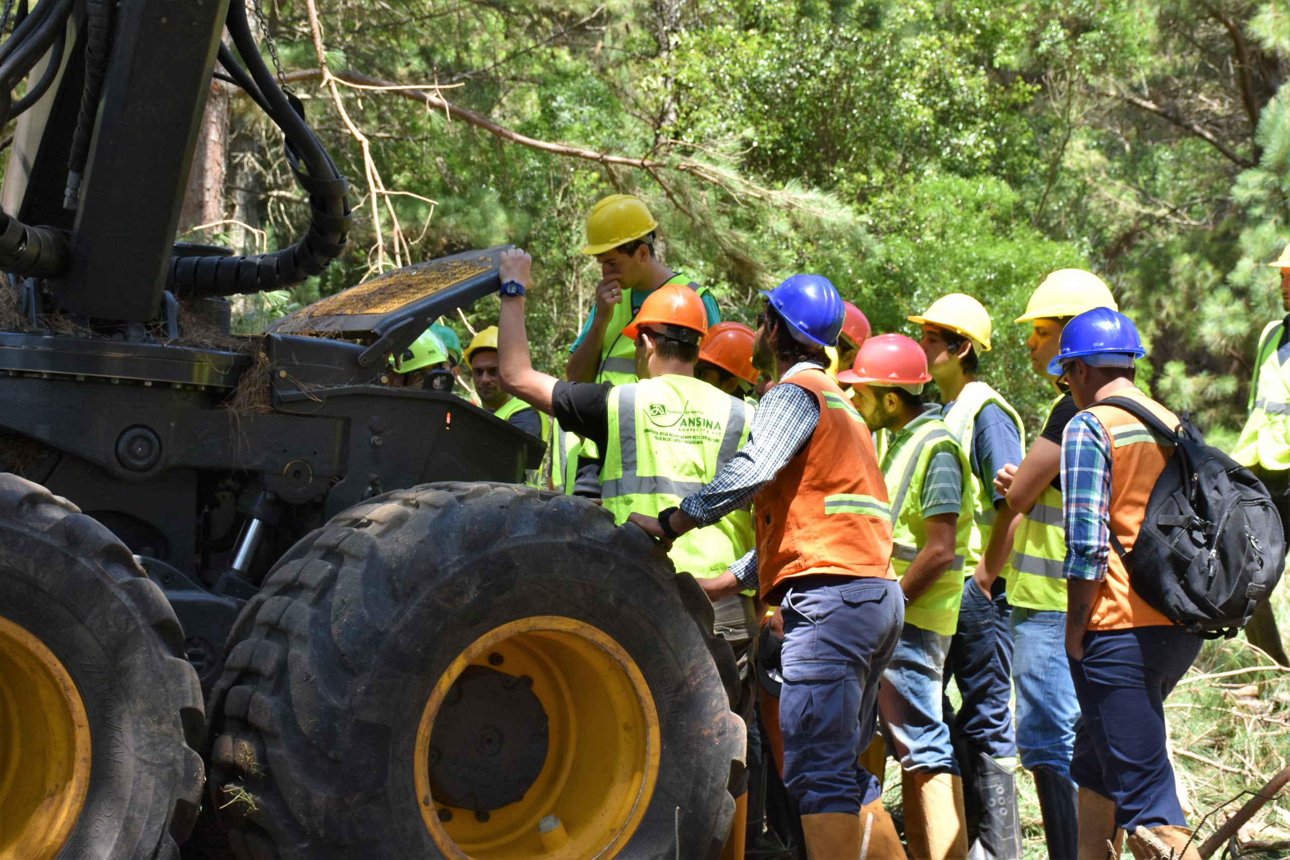 Ponsse lanza Operador Forestal Talent 2021 - Revista Forestal Revista ...